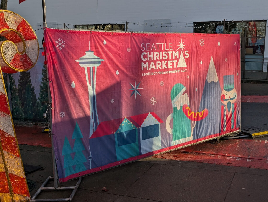 Seattle Christmas Market - Roam To Breathe